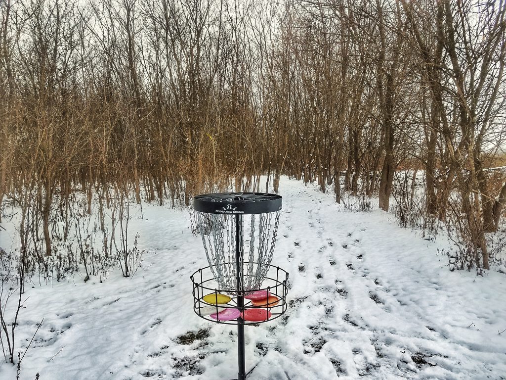 Winter Disc Golf - Distance - Disc Golf Puttheads